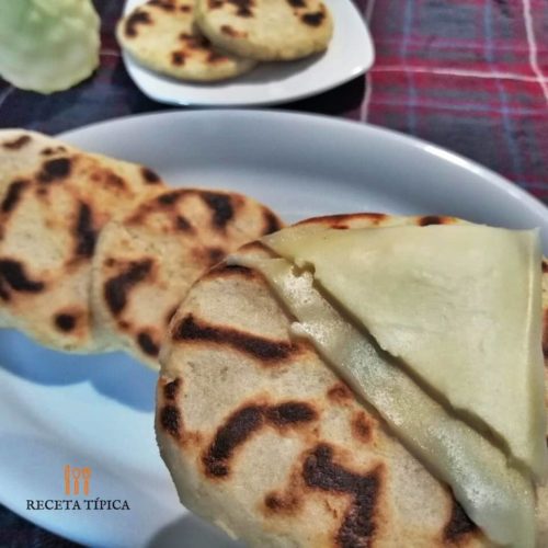 How to make Arepas de Yuca (Easy and with excellent results)